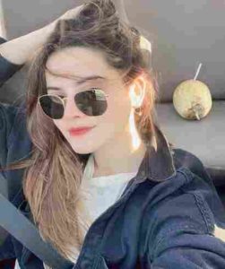 Minal Khan Husband, Age, Wiki, Height, Siblings & TV Shows